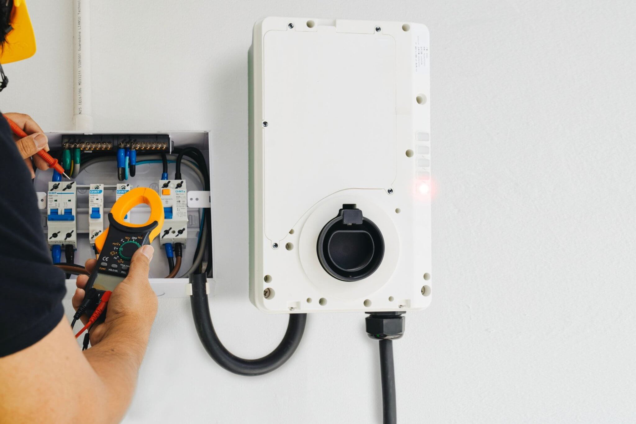 5 Benefits of Installing a Home EV Charger in Ontario | Evolta